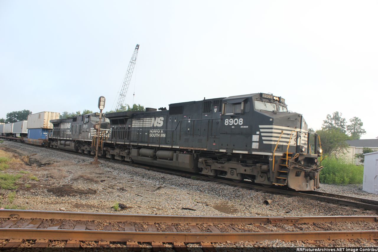 NS 8908